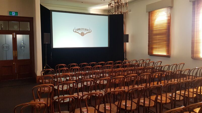 AV Stumpfl Screens (Fastfold Monoblox) - Fordtronic AV