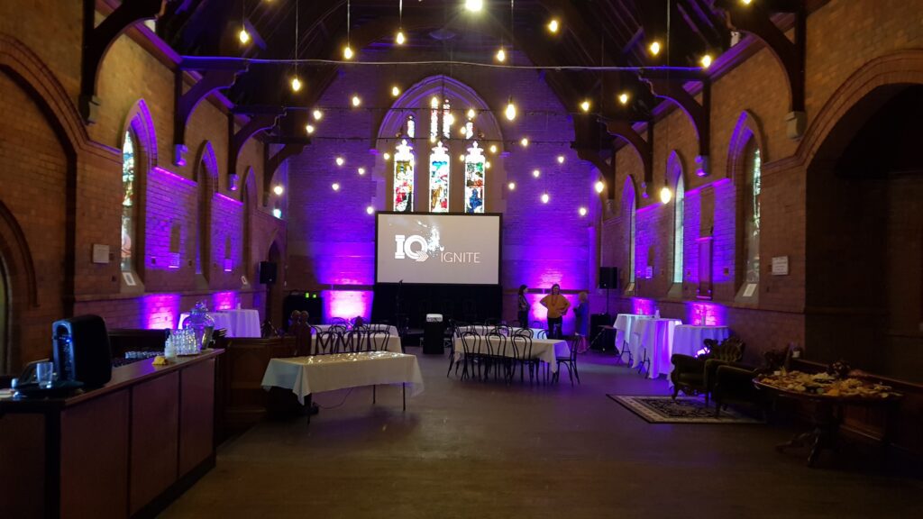 Moving Head Fixtures - Fordtronic AV